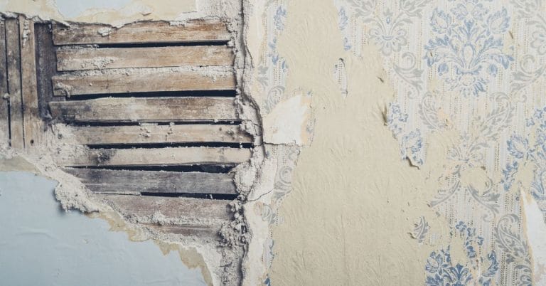 How to Remove Plaster from Different Types of Walls ...