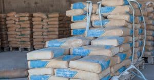 A Step-by-Step Guide on How to Plaster a Wall with Cement ...