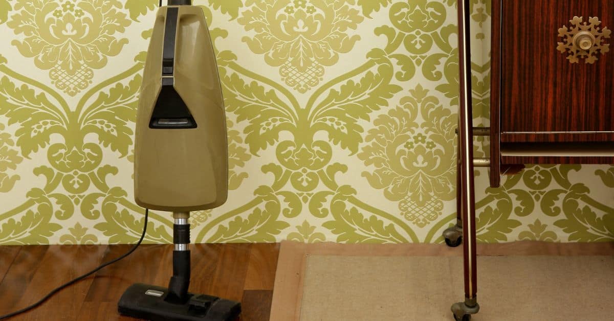 Wallpaper Maintenance: Essential Tips on How to Clean Wallpaper ...