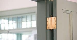 Manual Door Hinge Cutting: Step-by-Step Guide - craftingwithconcrete.com