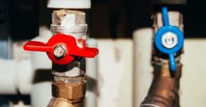 Emergency Water Shut-Off Guide: Stop Leaks Fast - craftingwithconcrete.com
