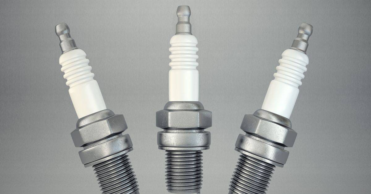 How To Change Lawn Mower Spark Plug in 5 Steps | DIY Guide ...