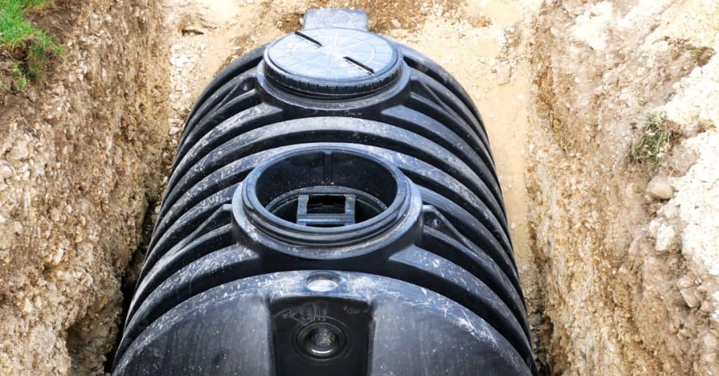 Cesspool vs Septic: Key Differences Explained - craftingwithconcrete.com