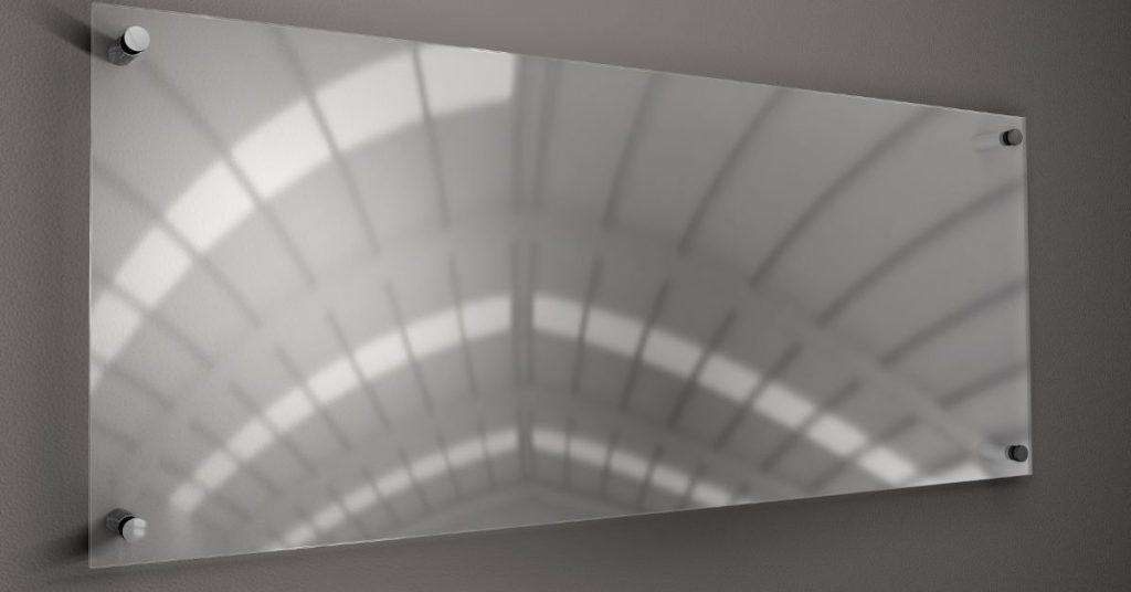 How do you cut plexiglass without breaking it - craftingwithconcrete.com
