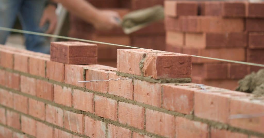 How much does a brick weigh - craftingwithconcrete.com