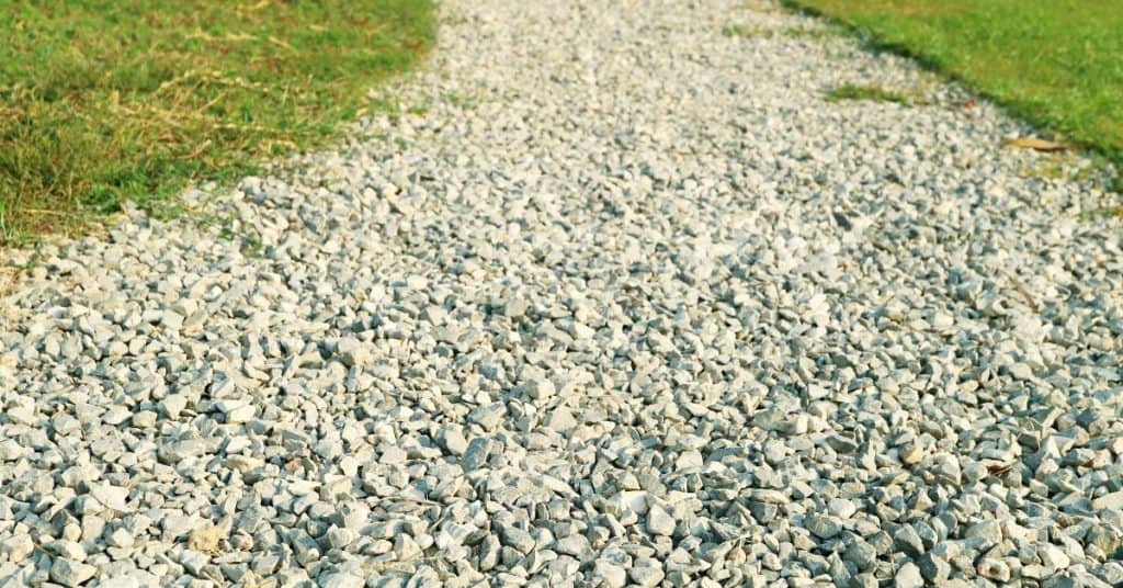 How much is a yard of gravel cost and coverage - craftingwithconcrete.com