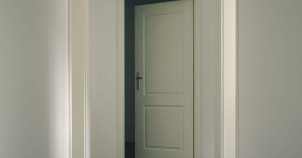 How tall is a standard door in inches - craftingwithconcrete.com