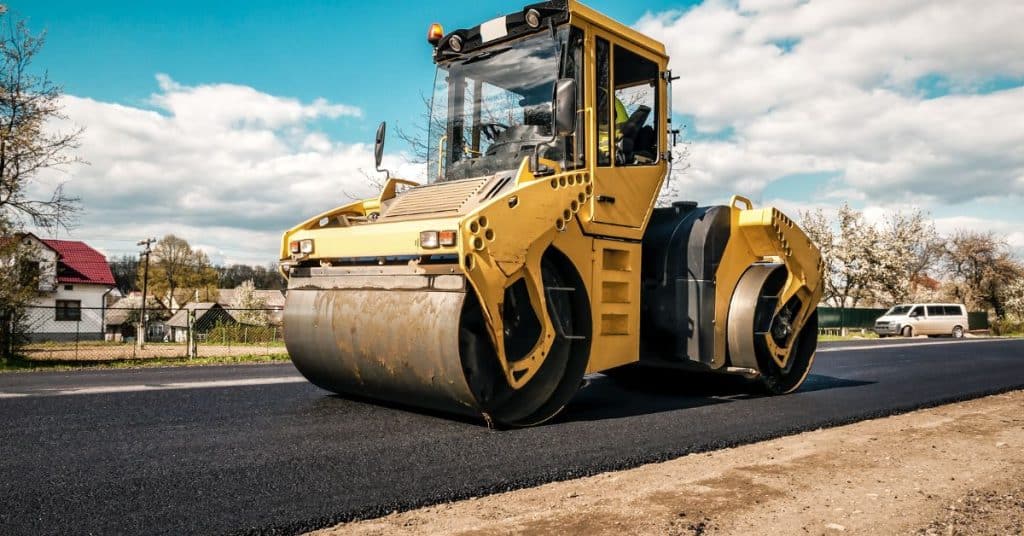 Complete overview how is asphalt made - craftingwithconcrete.com