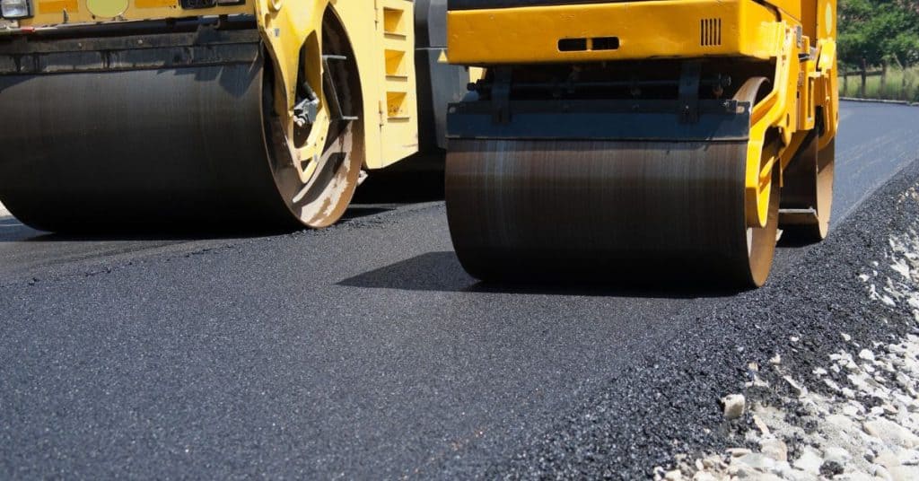 Complete overview how is asphalt made - craftingwithconcrete.com