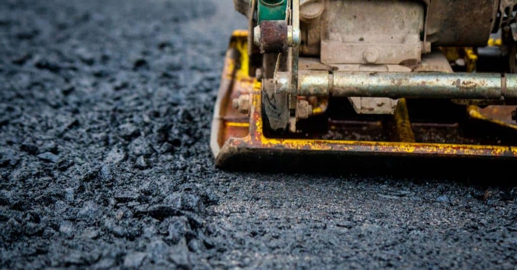Complete overview how is asphalt made - craftingwithconcrete.com