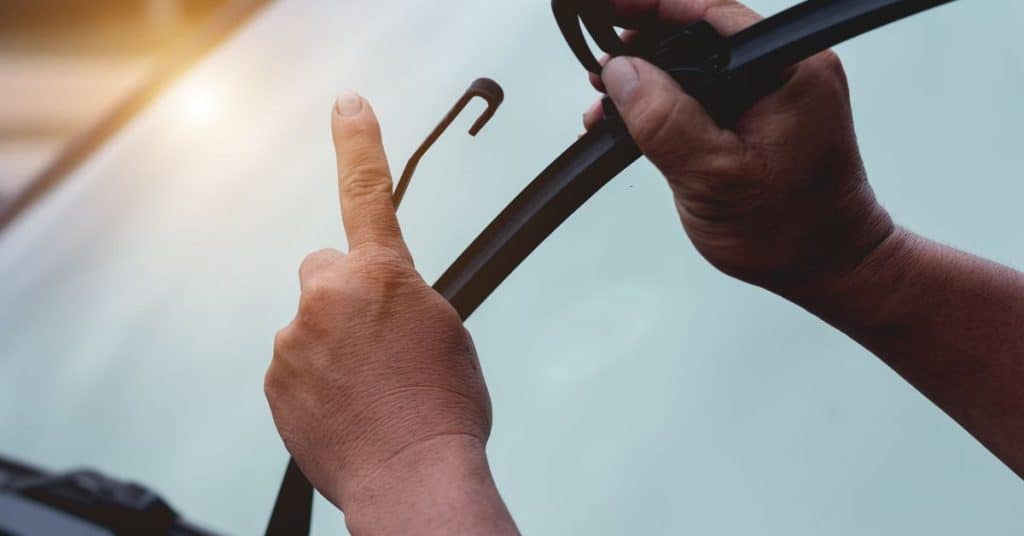 how to change windshield wipers - craftingwithconcrete.com