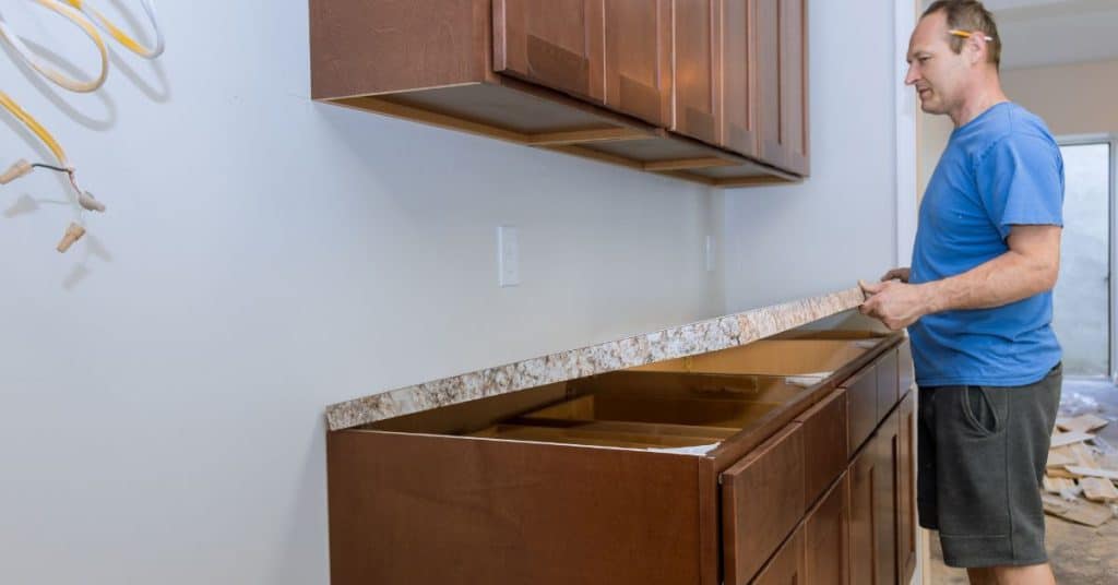 How to cut laminate countertop - craftingwithconcrete.com