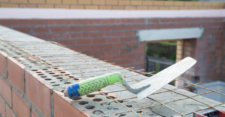 How to lay brick wall on concrete - craftingwithconcrete.com