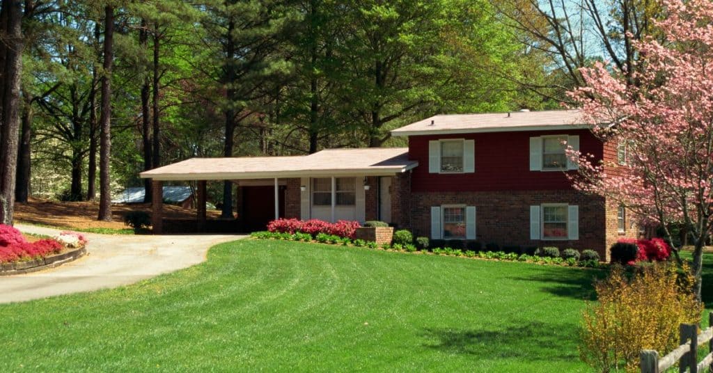 How to level a yard by hand - craftingwithconcrete.com