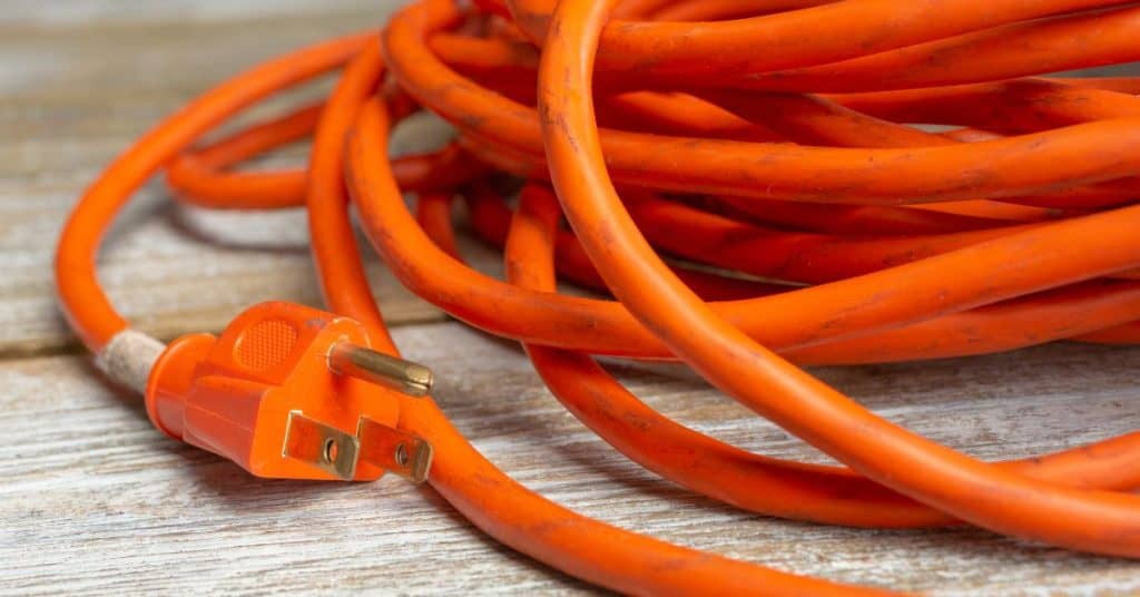 How to roll up an extension cord so it doesn’t tangle ...