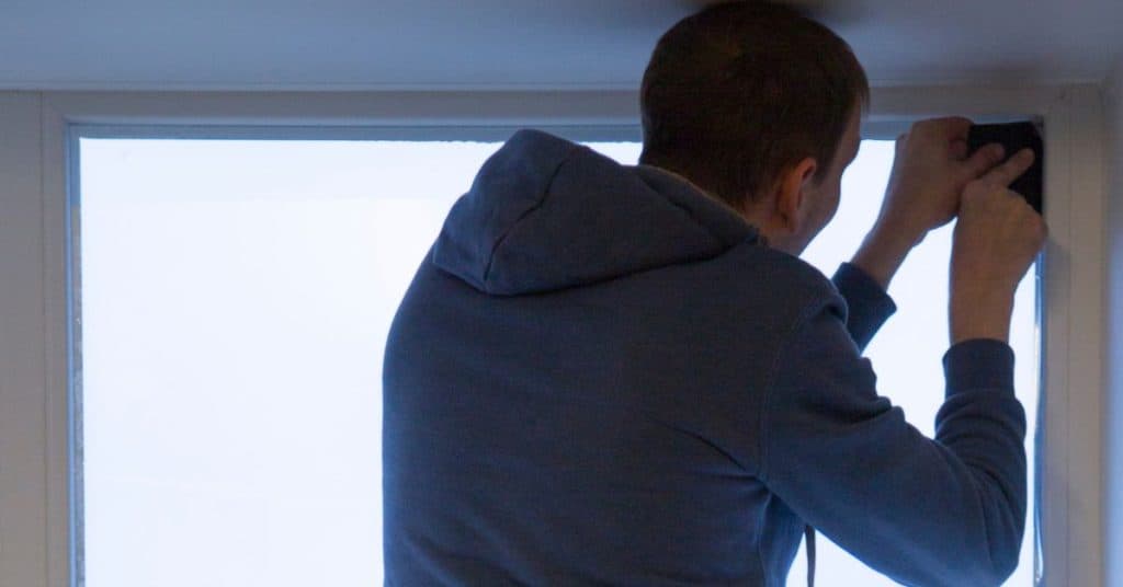How to install house wrap around windows - craftingwithconcrete.com
