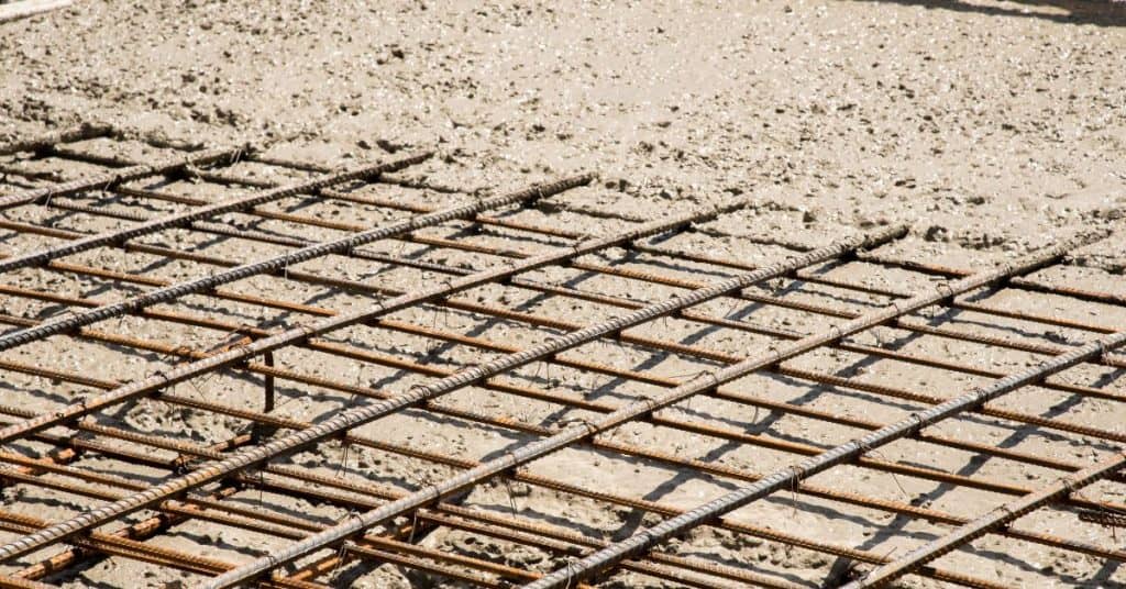How to make a concrete slab foundation steps - craftingwithconcrete.com