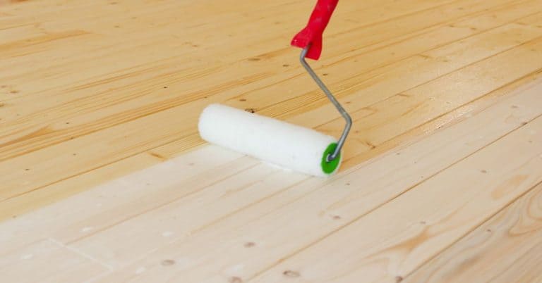 How to apply polyurethane to wood furniture - craftingwithconcrete.com