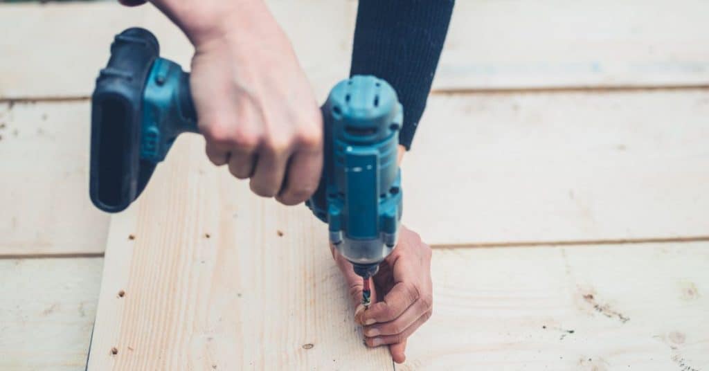 Understanding How an Impact Driver Works: Benefits, Challenges, and ...