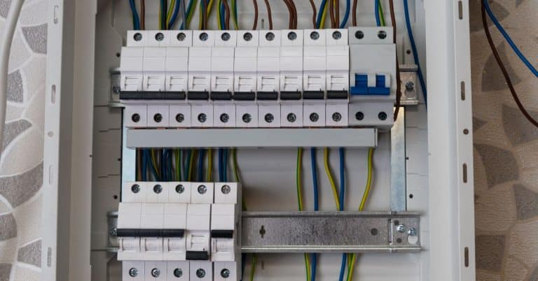 Intermittent Power Issues: Causes & Fixes Explained ...