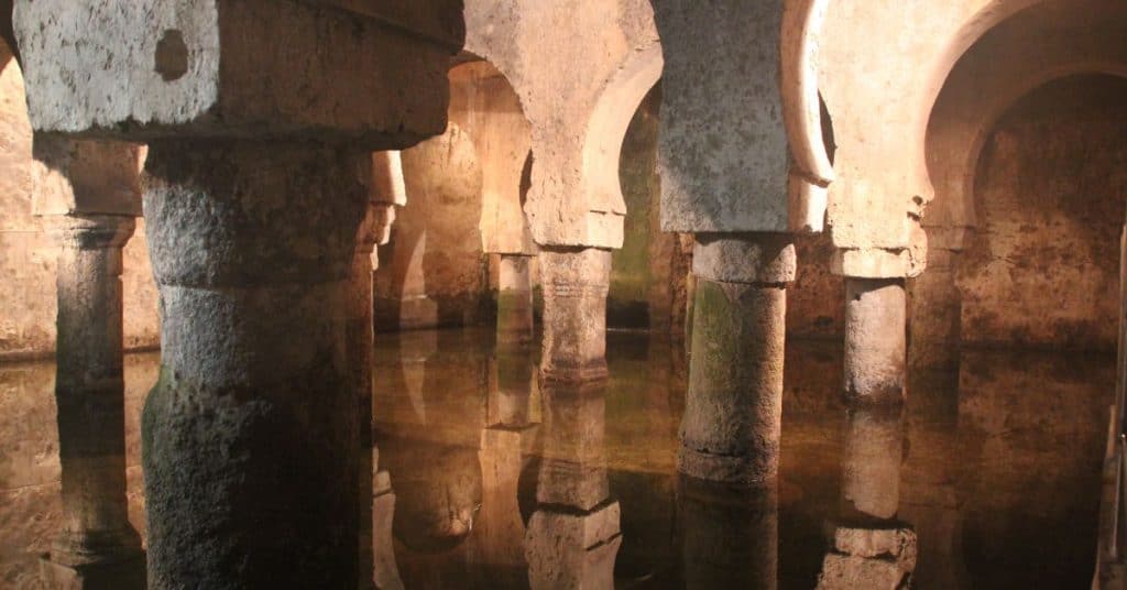 How deep are old cisterns - craftingwithconcrete.com