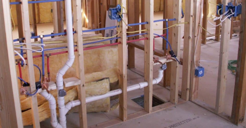 How far apart are studs in a wall in a house - craftingwithconcrete.com