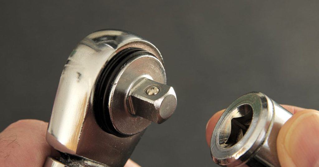 How much torque is hand tight - craftingwithconcrete.com