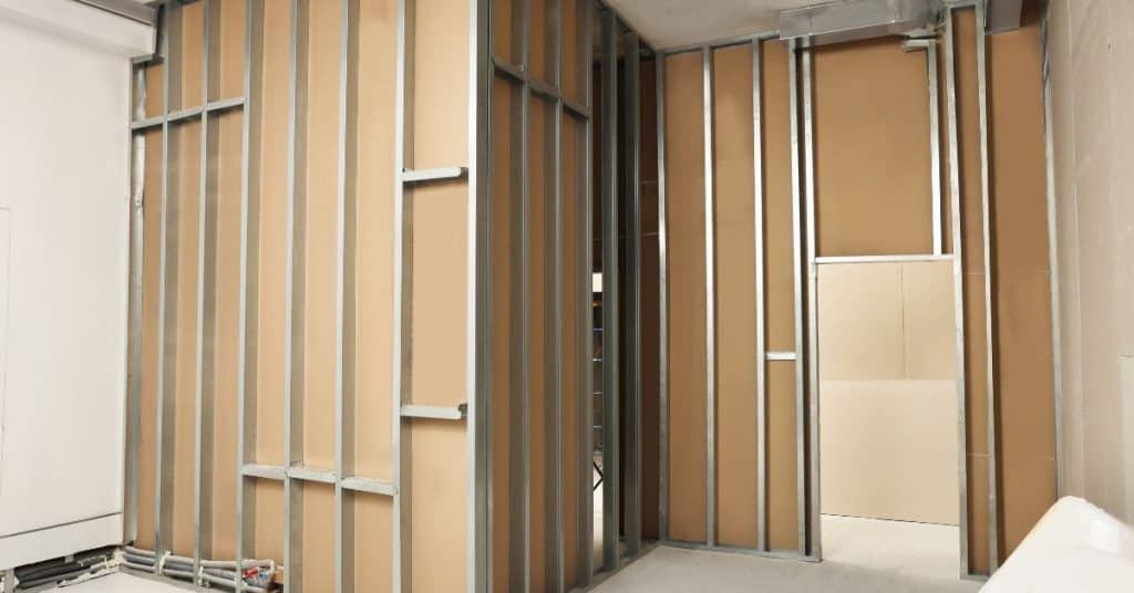 How much weight can a wall stud support - craftingwithconcrete.com