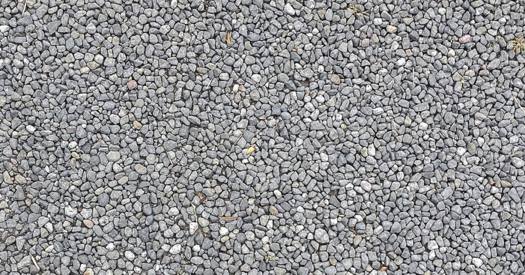 How to install a crushed gravel patio? - craftingwithconcrete.com