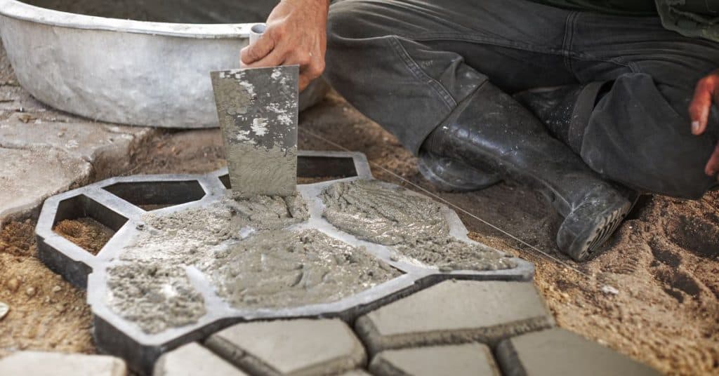 How to make concrete pavers with a mold - craftingwithconcrete.com