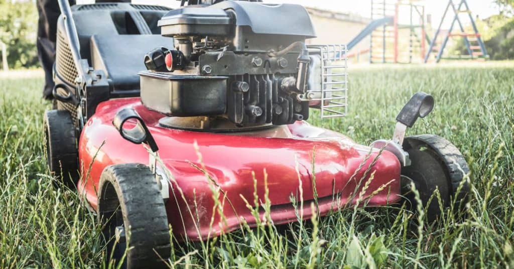 How to prime a lawn mower without primer bulb - craftingwithconcrete.com