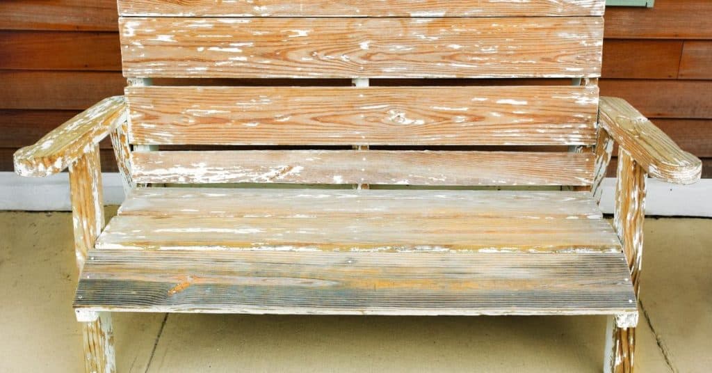 How to strip chalk paint - craftingwithconcrete.com