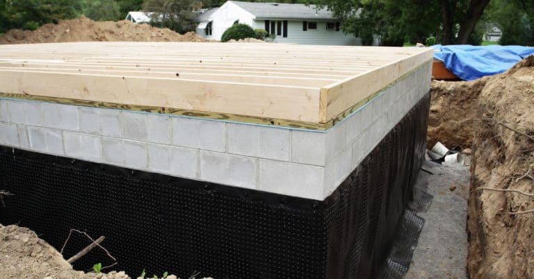 Pros and cons of concrete apron around house - craftingwithconcrete.com