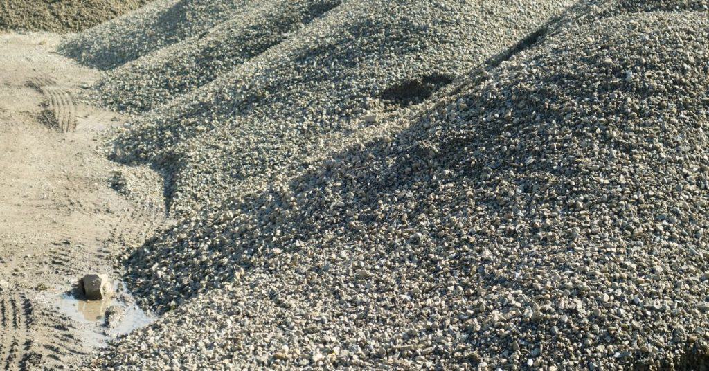 What is the role of aggregates in concrete? - craftingwithconcrete.com