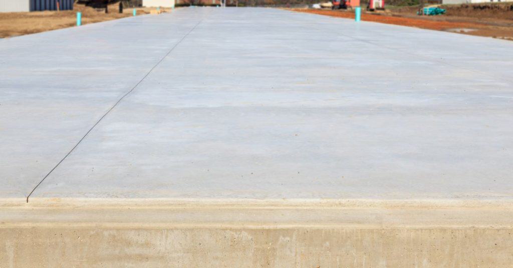 How big can a concrete slab be without expansion joints ...