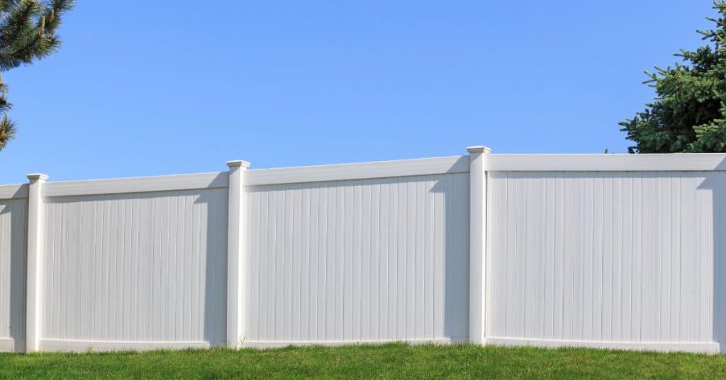 How to cut vinyl fence - craftingwithconcrete.com