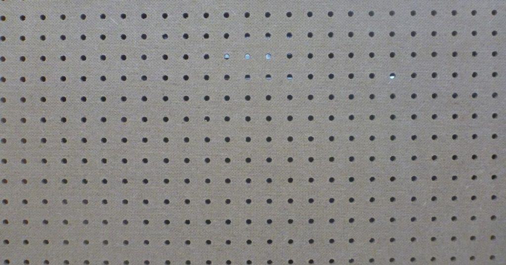 How to paint pegboard - craftingwithconcrete.com