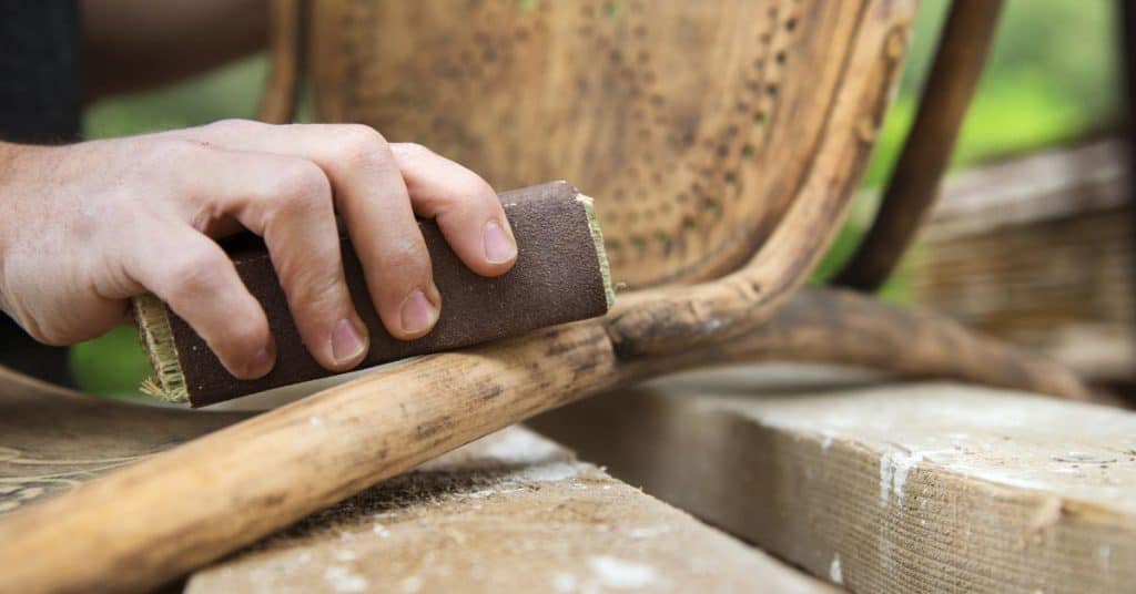 How to remove veneer from furniture - craftingwithconcrete.com