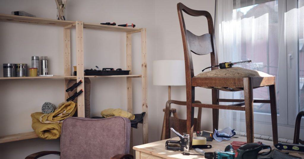 How to remove veneer from furniture - craftingwithconcrete.com