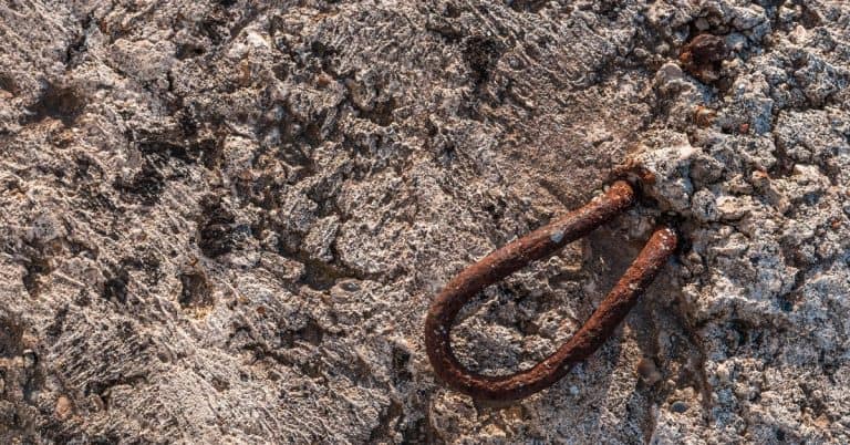 What causes rust stains on concrete - craftingwithconcrete.com