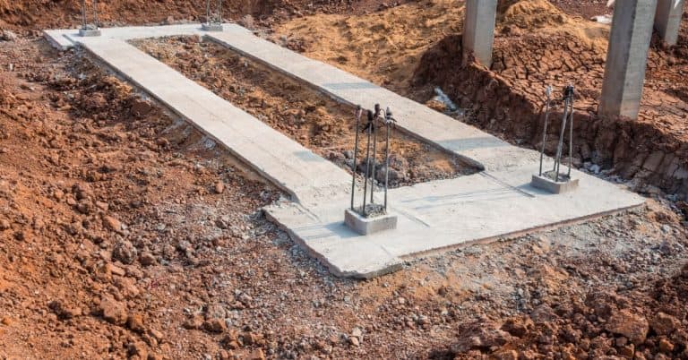 What is a spread footing in construction - craftingwithconcrete.com