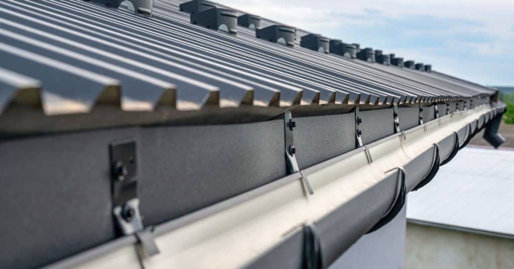 Gutter Installation Time: What to Expect - craftingwithconcrete.com