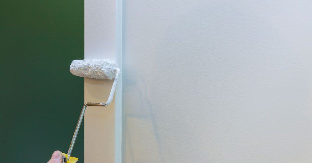 Achieve a Smooth Paint Finish: Expert Tips & Tricks - craftingwithconcrete.com