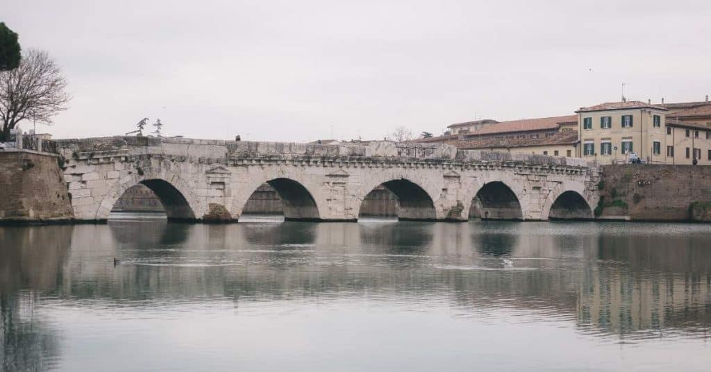 Does Concrete Conduct Electricity? Find Out Here - craftingwithconcrete.com
