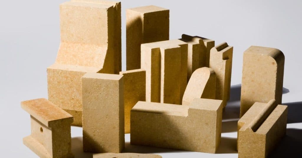 Safely & Accurately Cutting Fire Bricks - craftingwithconcrete.com