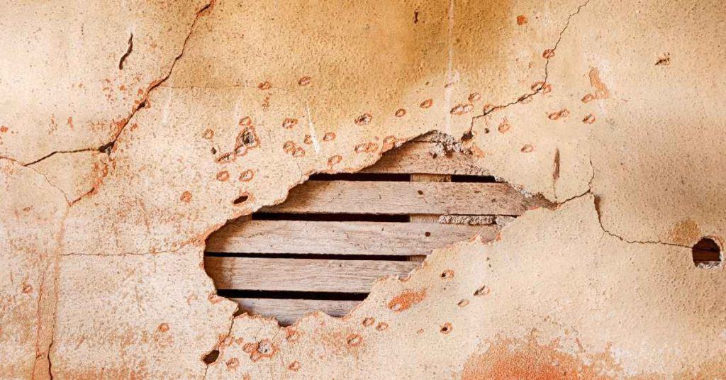 Cutting Plaster Walls: A Step-by-Step Guide - craftingwithconcrete.com