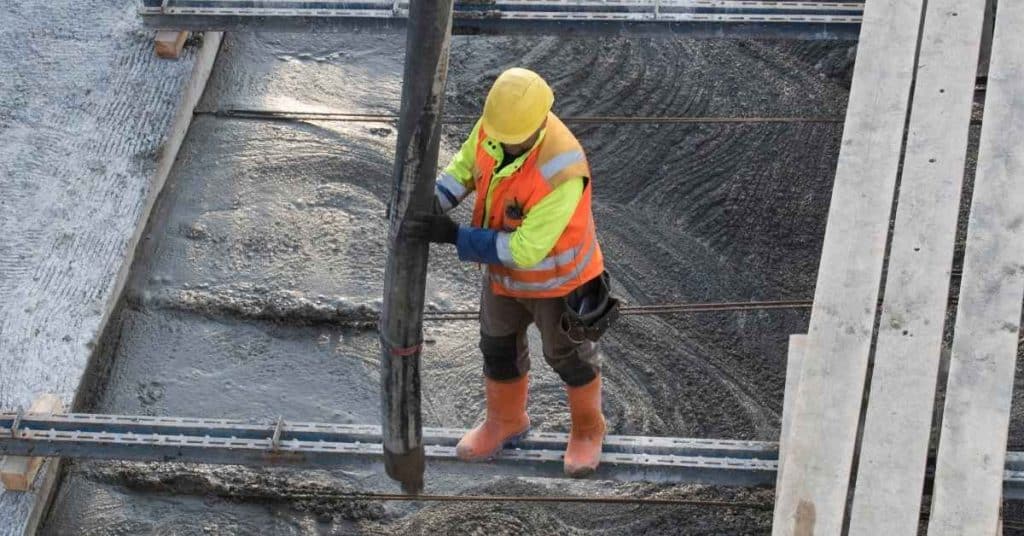 Advantages of Fly Ash in Concrete Mixes - craftingwithconcrete.com