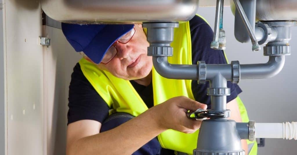 Plumbers Putty Drying Time: What You Need to Know - craftingwithconcrete.com