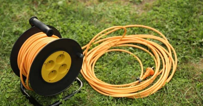 Properly Roll Up an Extension Cord - craftingwithconcrete.com