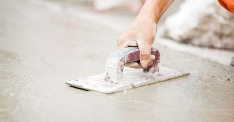 Concrete Scaling vs Spalling: Key Differences - craftingwithconcrete.com